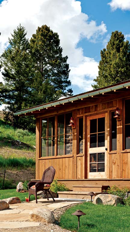 Old-Time Charm: A Restored Cabin in Montana
