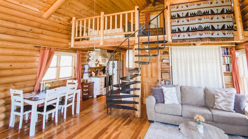 Living Full-Time in a Cabin